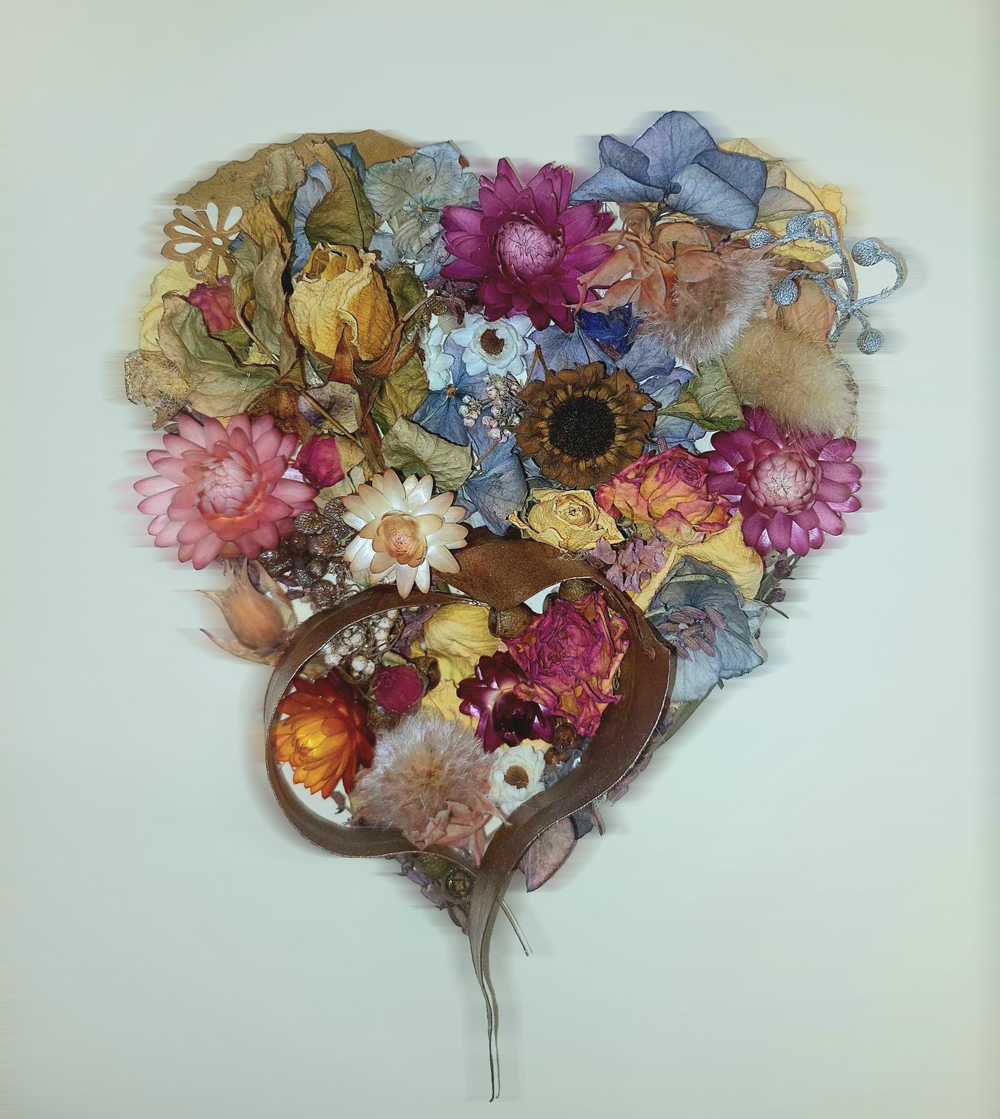 DRIED FLORAL HEART AUTUMN WORKSHOP | Howick Frames and Gallery ☎️ ...
